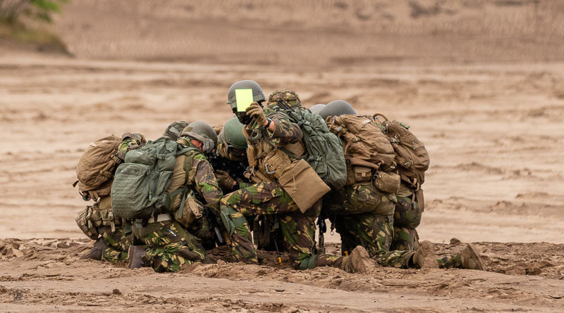 Flashcard - DefensieFotografie