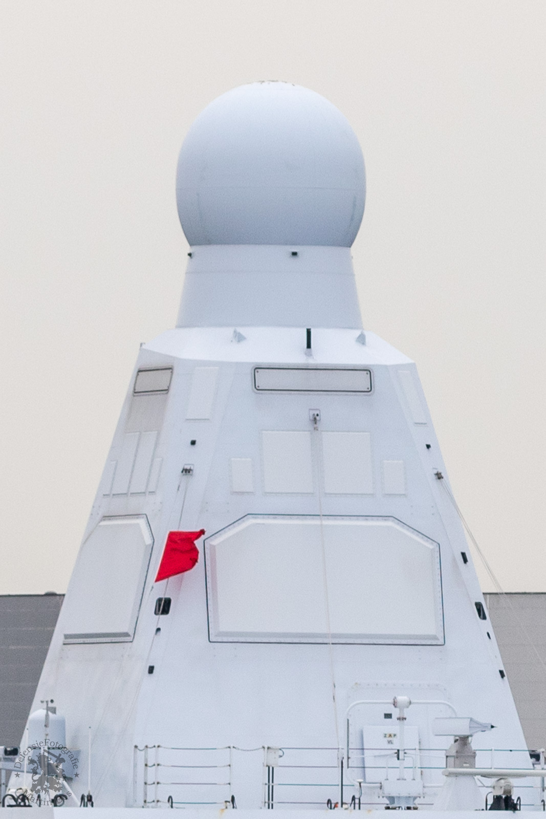 GM 200 Multi Mission Compact Radar - DefensieFotografie